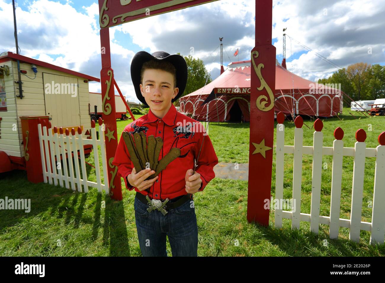 United Kingdom / Newport Pagnell /Pinders Circus / Edward Pinder 11 ...