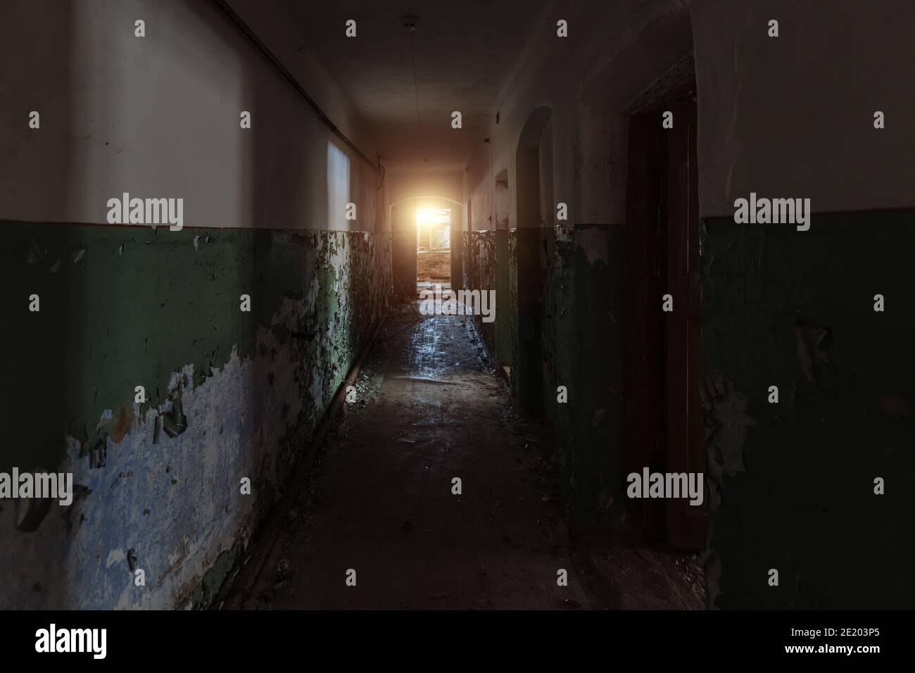 Dark dirty corridor of old abandoned building Stock Photo - Alamy