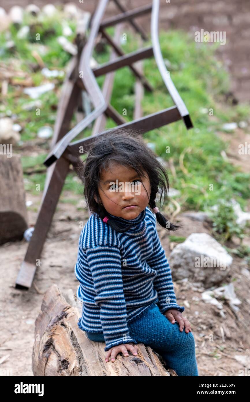 Peruvian child in the Sacred Valley of Peru Stock Photo - Alamy