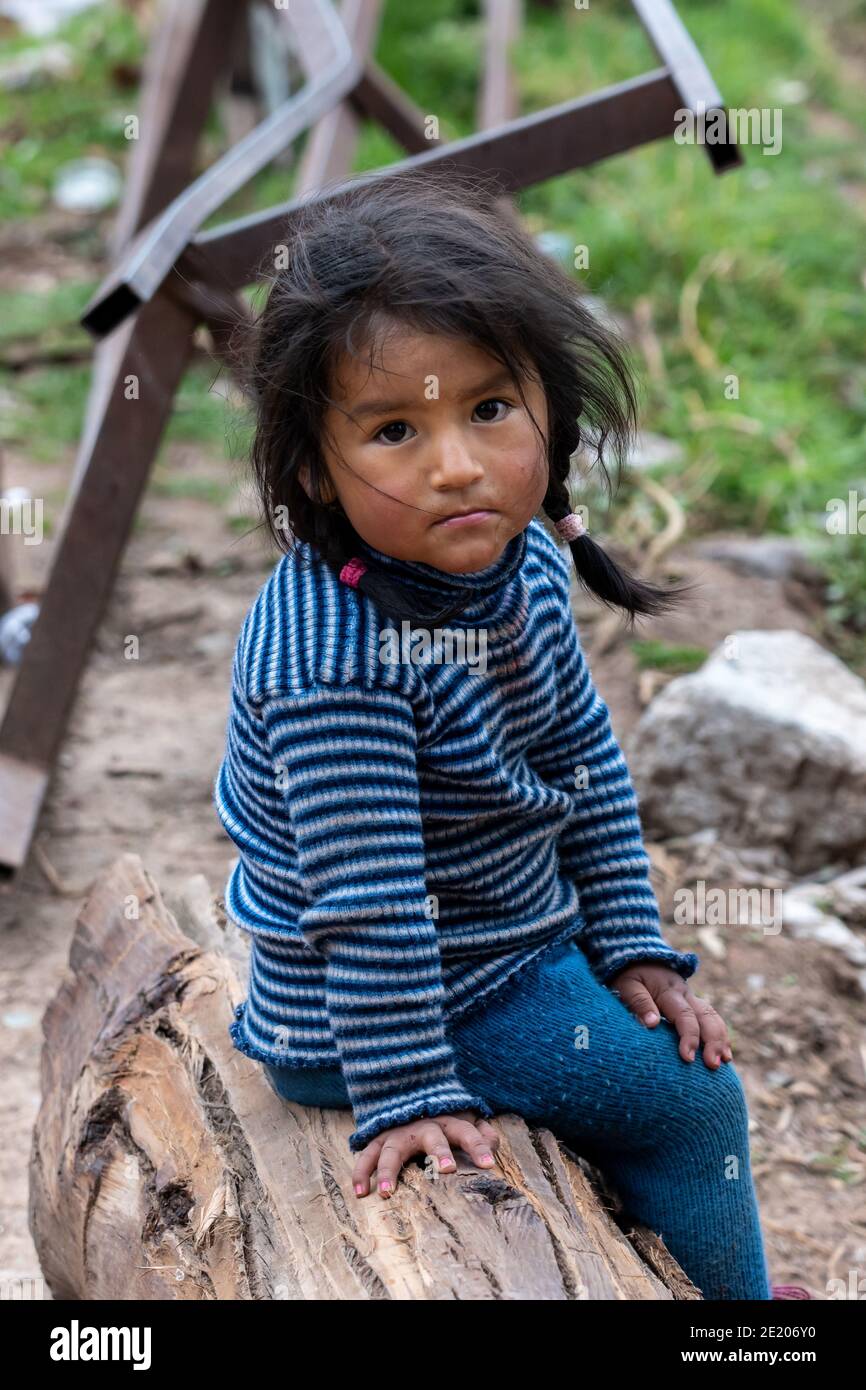Peruvian child in the Sacred Valley of Peru Stock Photo - Alamy