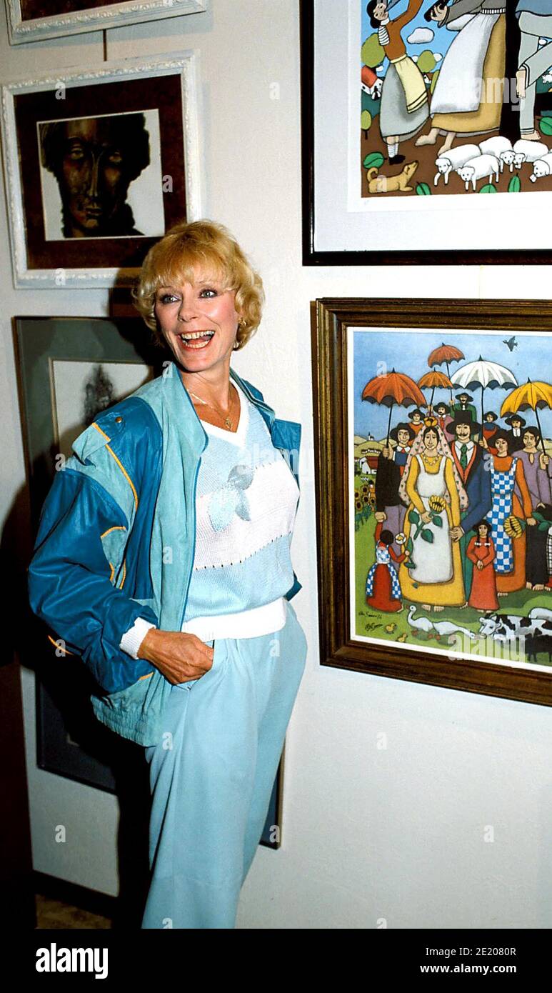 Elke Sommer Credit: Ralph Dominguez/MediaPunch Stock Photo - Alamy