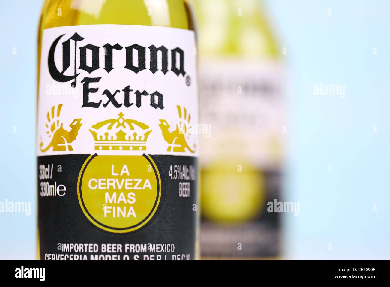 Modelo beer advertising hi-res stock photography and images - Alamy