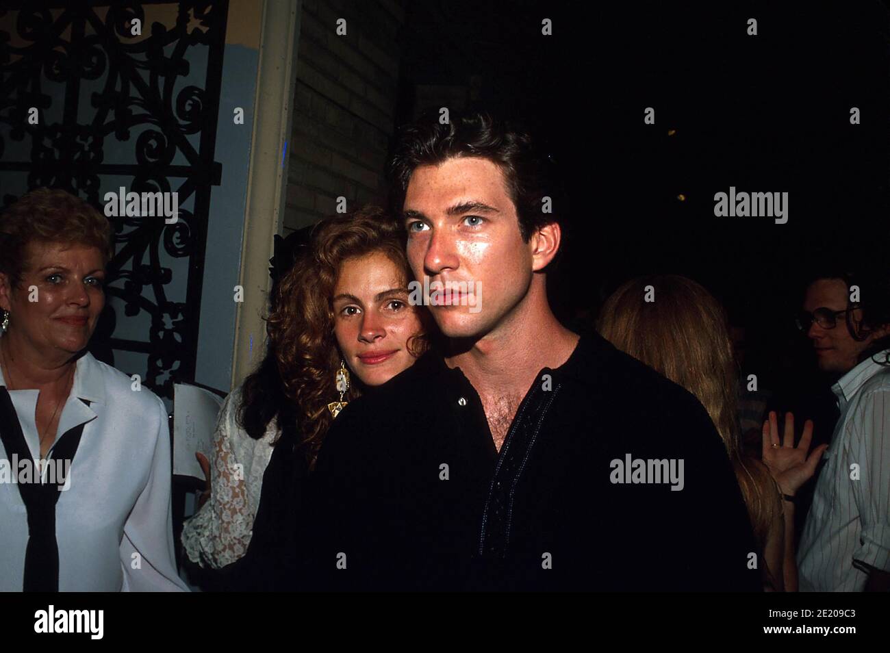 Dylan mcdermott julia roberts hi-res stock photography and images - Alamy