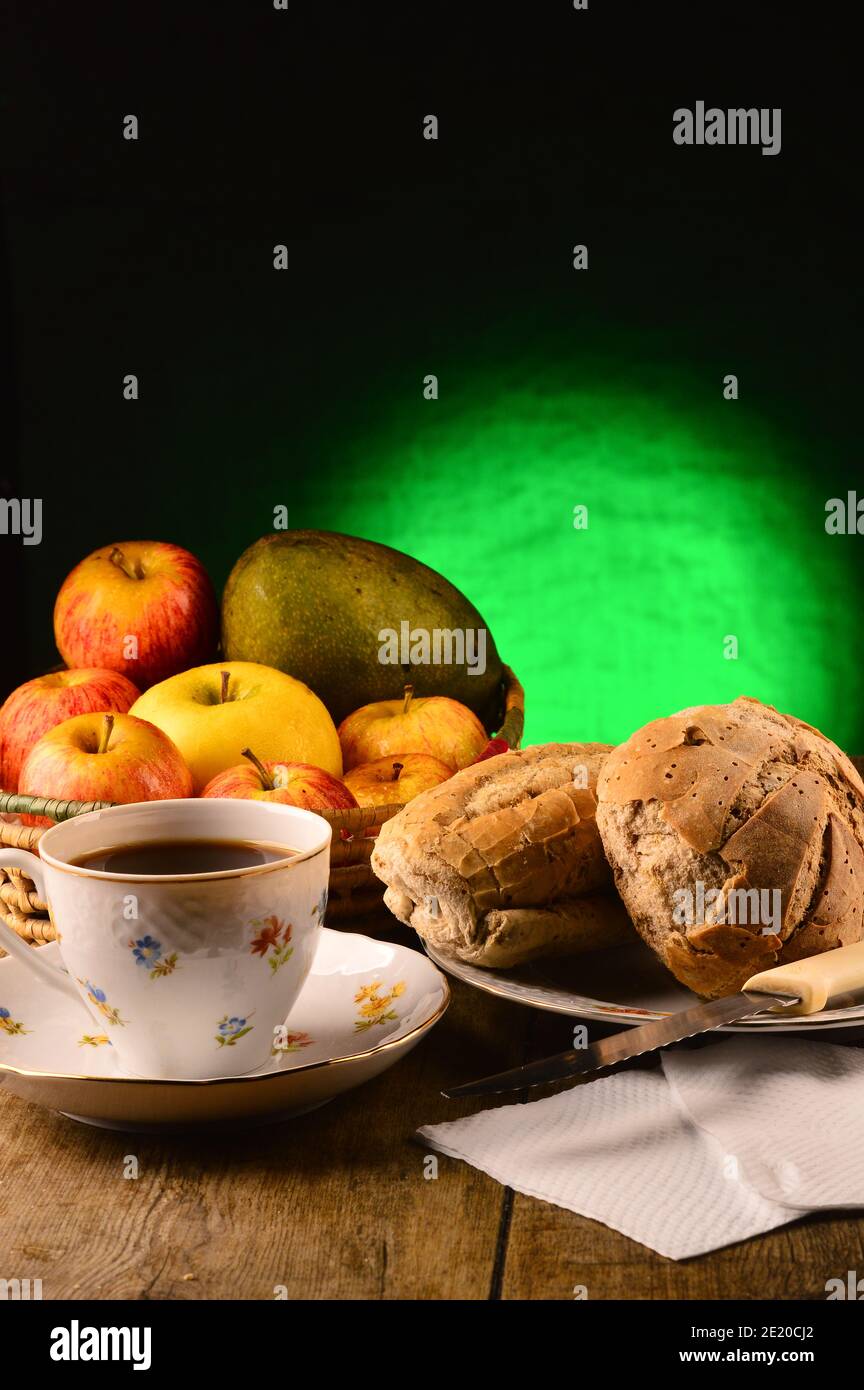 Fruits breakfast hi-res stock photography and images - Alamy