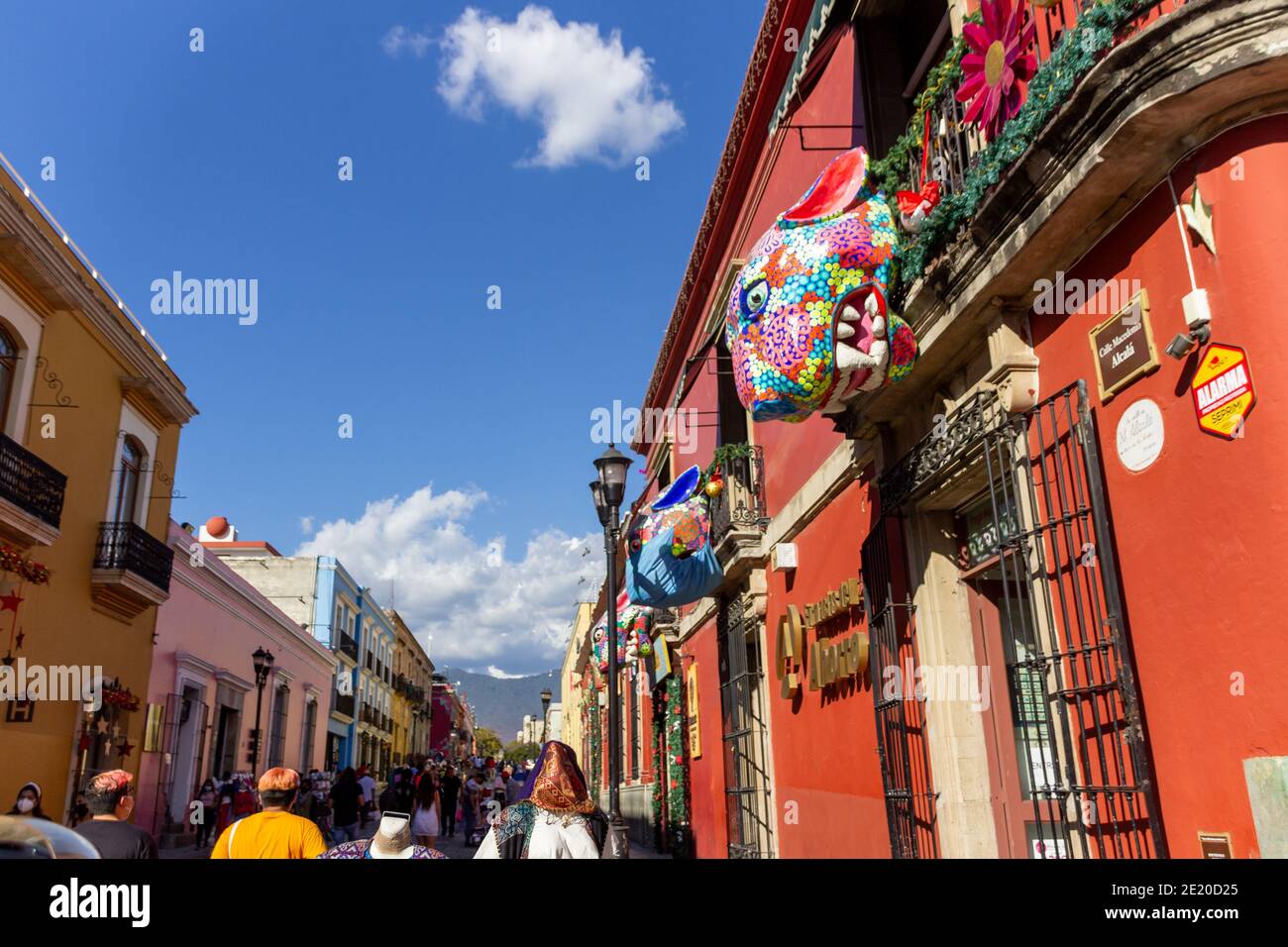 Streets oaxaca hi-res stock photography and images - Alamy