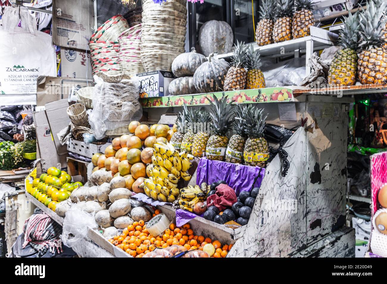 Oaxaca, Oaxaca / Mexico - 01/05/2021: Fruit market called November 20 ...