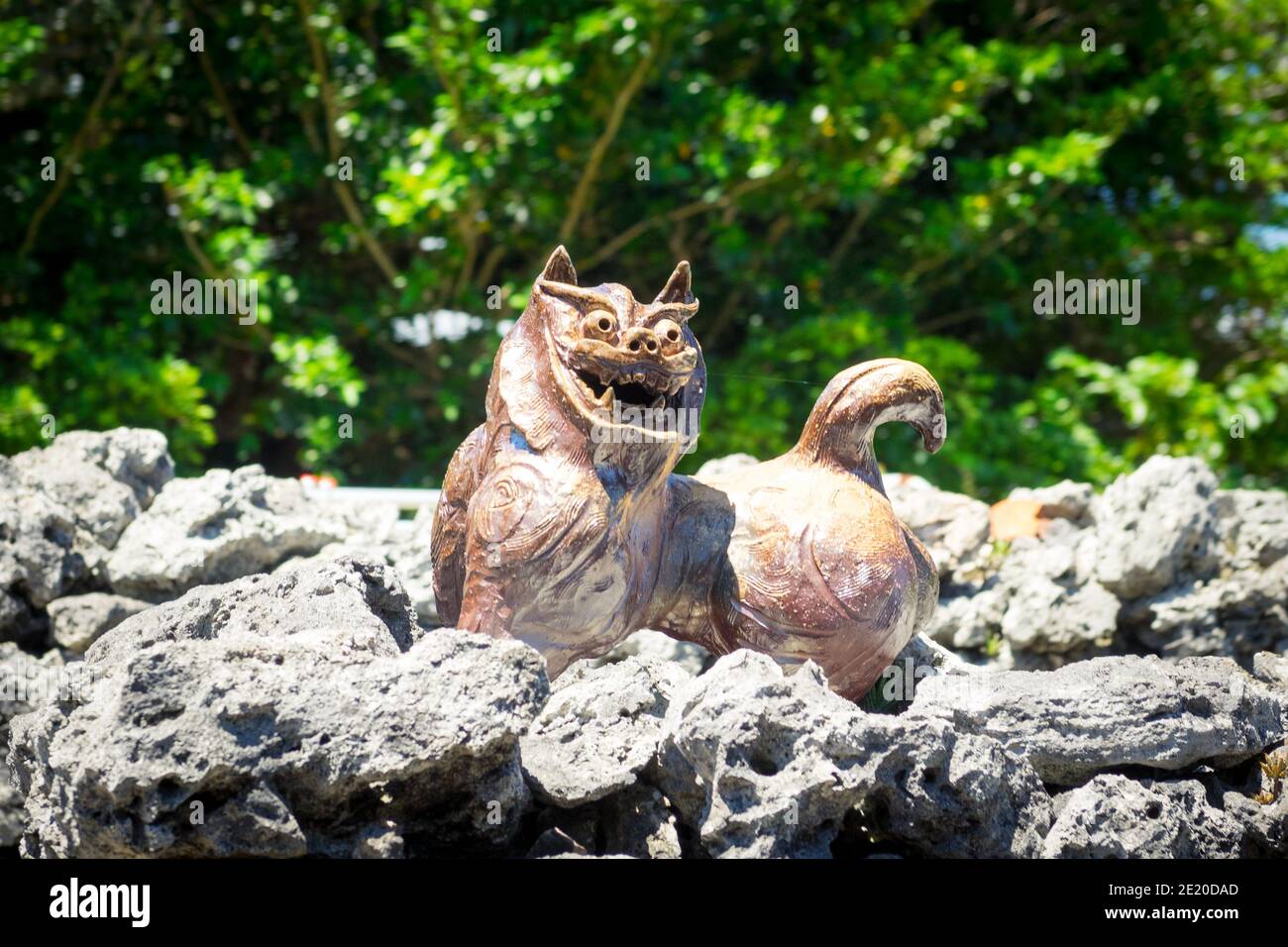 Okinawa shisa hi-res stock photography and images - Alamy