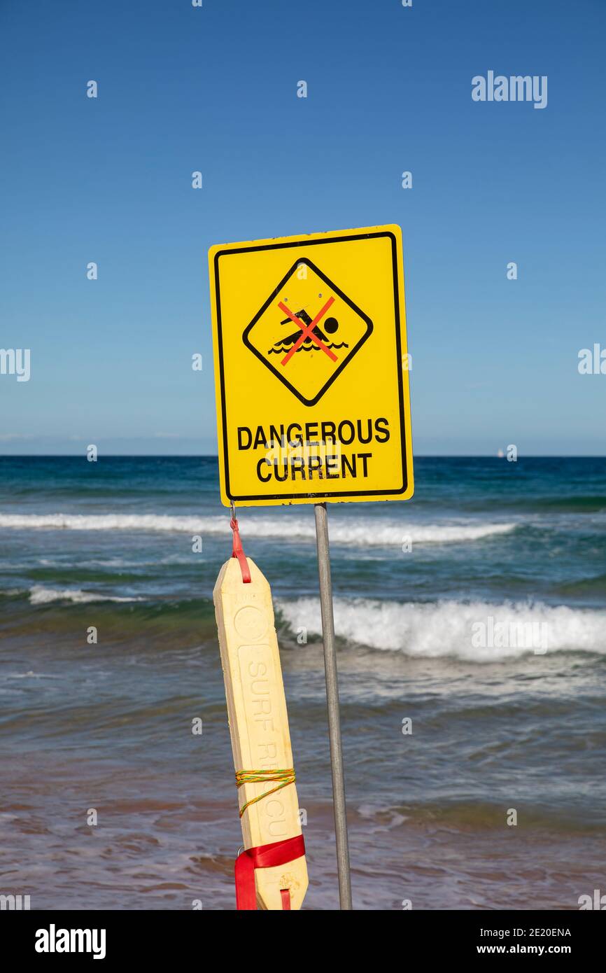 Warning sign no swimming dangerous hi-res stock photography and images ...