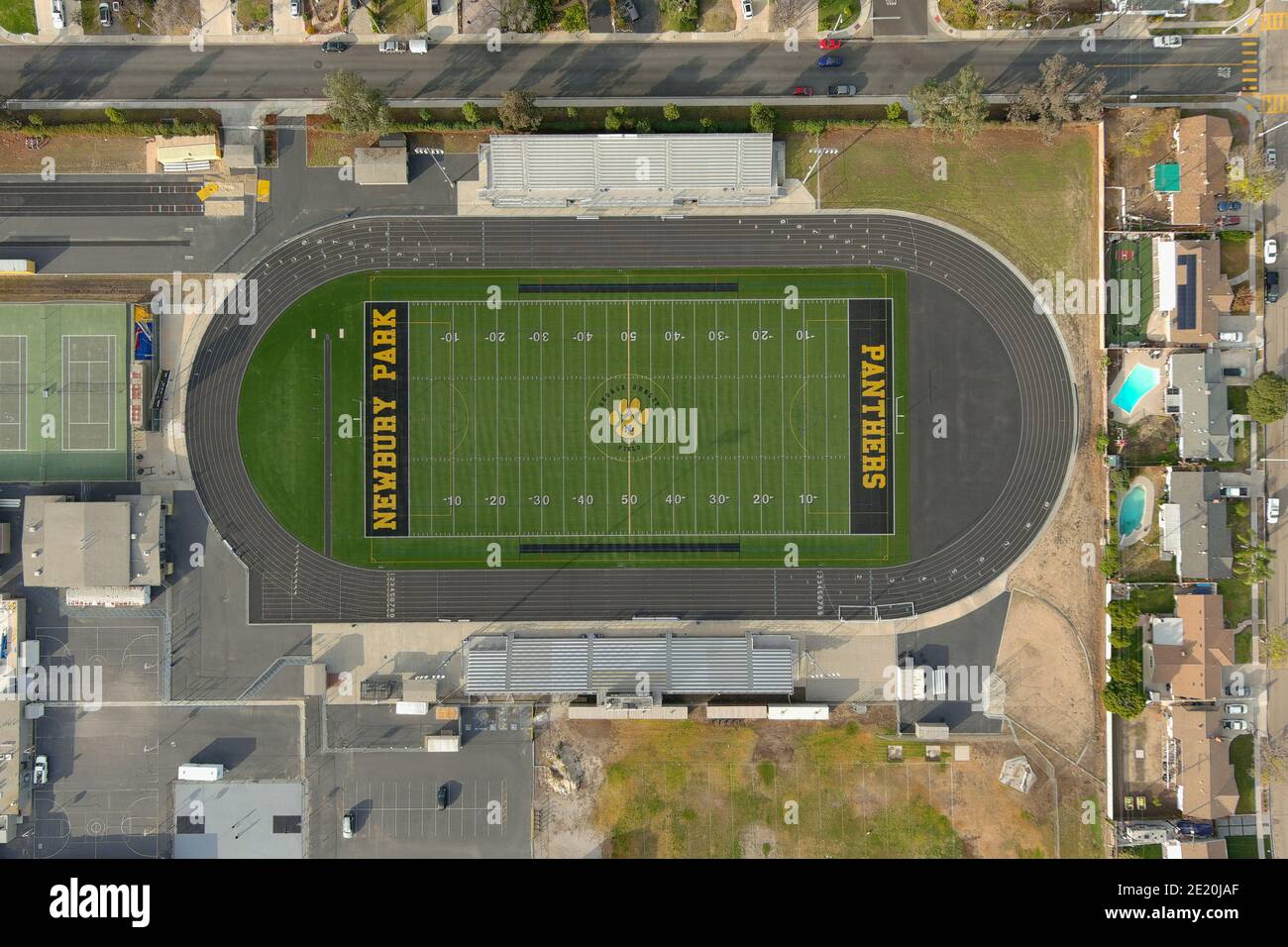 Field track hi-res stock photography and images - Alamy