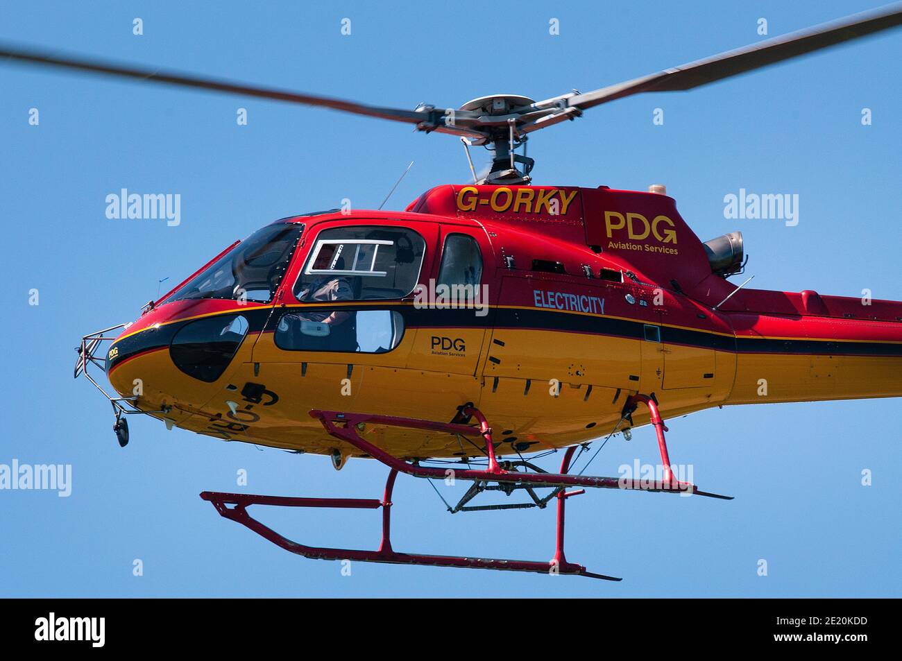 G-ORKY Airbus Helicopters H125 / Eurocopter AS350 B2 checking cables ...