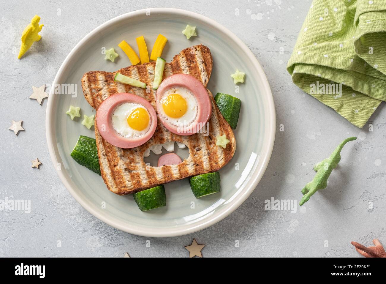 Boy sandwich ham hi-res stock photography and images - Alamy