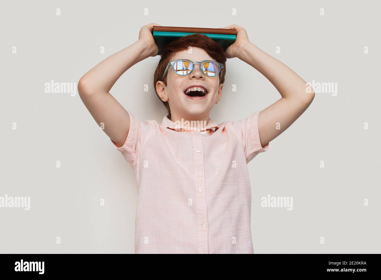 Ginger kid closed eyes hi-res stock photography and images - Alamy