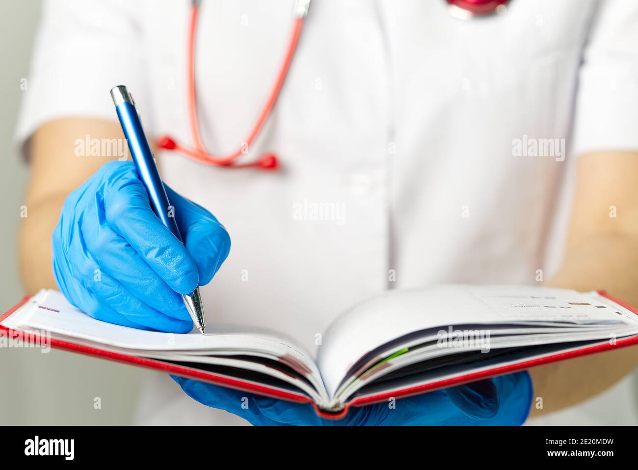 Doctor appointment in diary hi-res stock photography and images - Alamy
