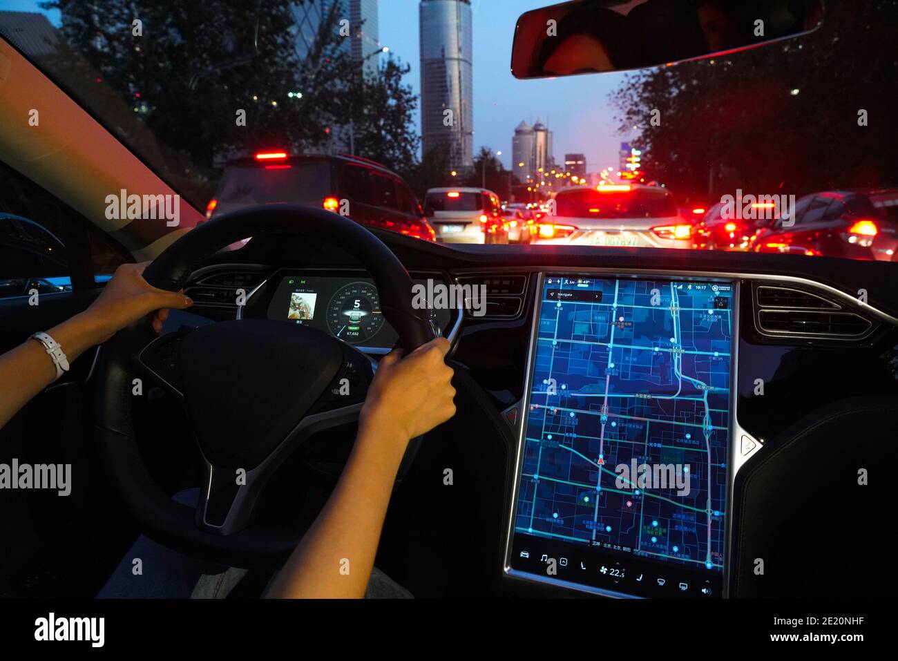 Displayed on the screen when the car driving road conditions in real ...