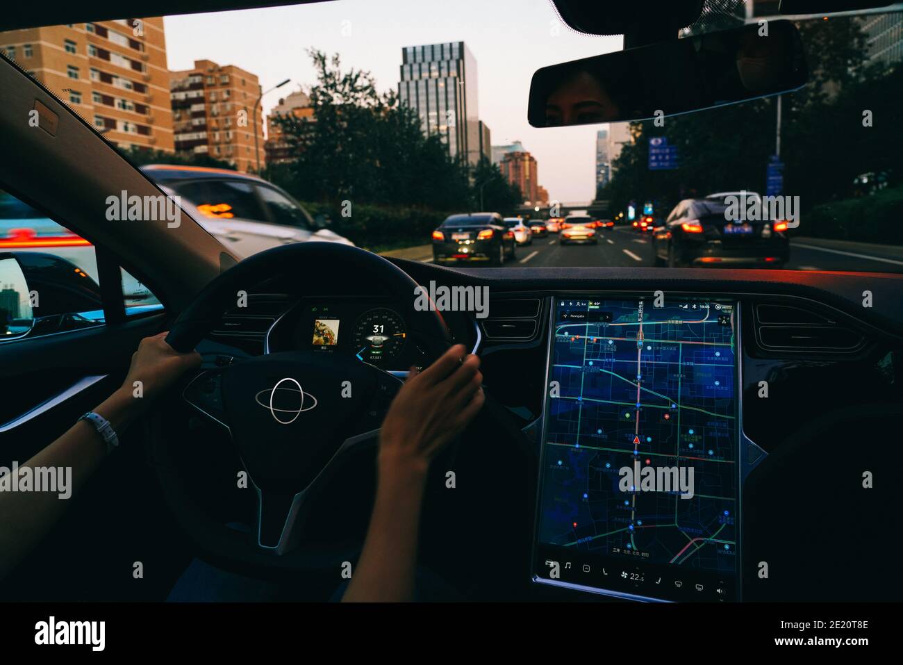 Displayed on the screen when the car driving road conditions in real ...