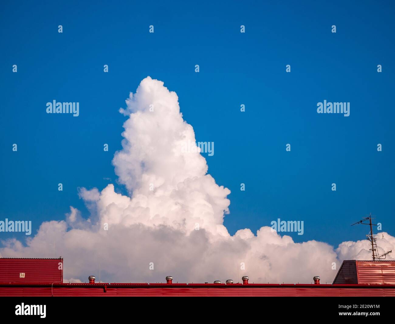 Cumulus elevator hi-res stock photography and images - Alamy