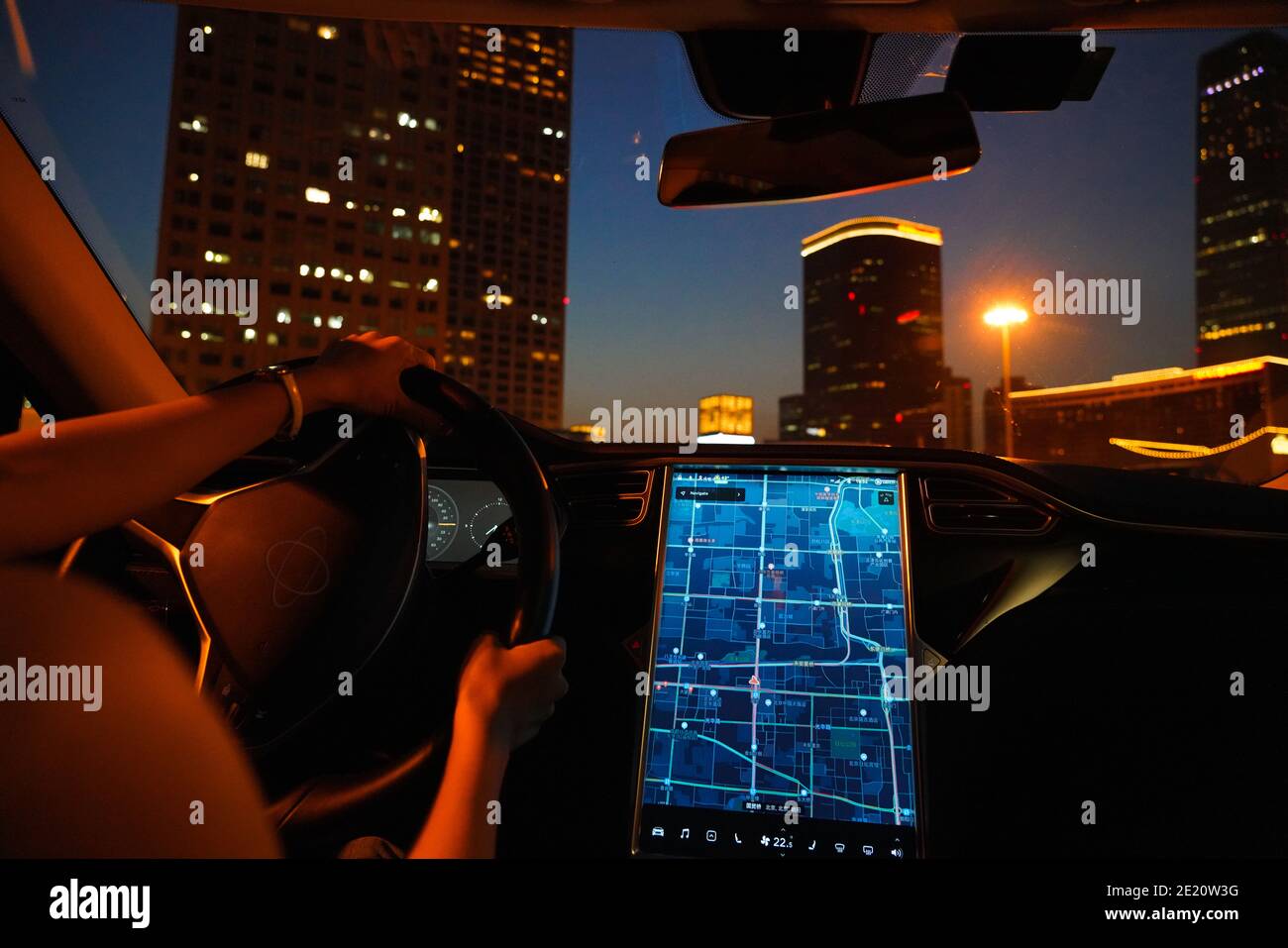 Displayed on the screen when the car driving road conditions in real ...