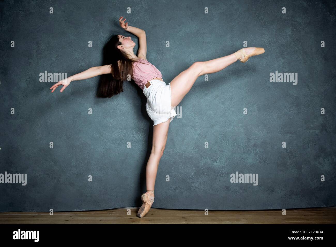 ballet dancer in streetwear Stock Photo - Alamy