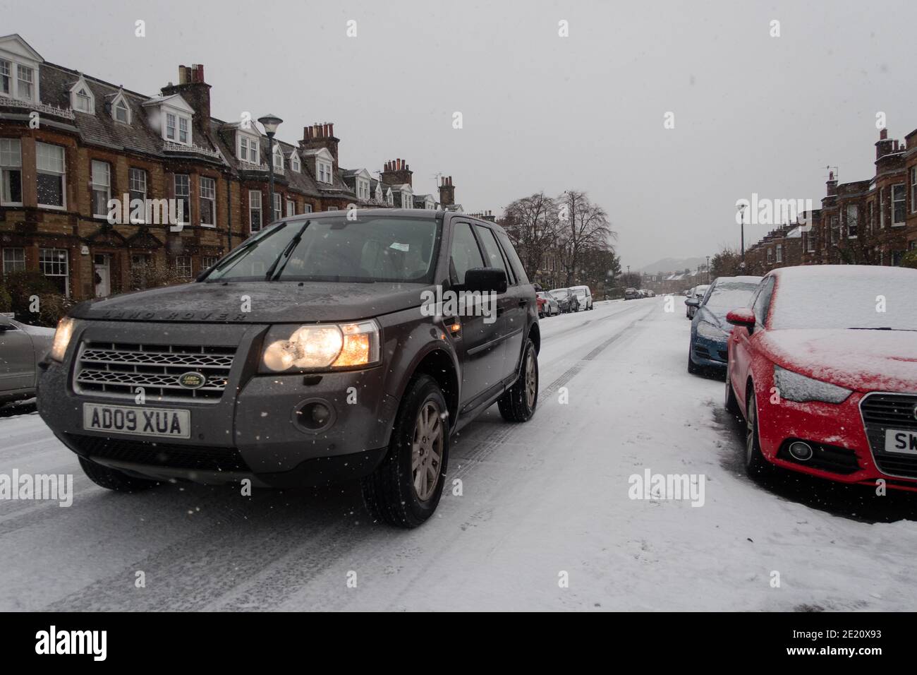 Old land rover road scotland hi-res stock photography and images - Alamy