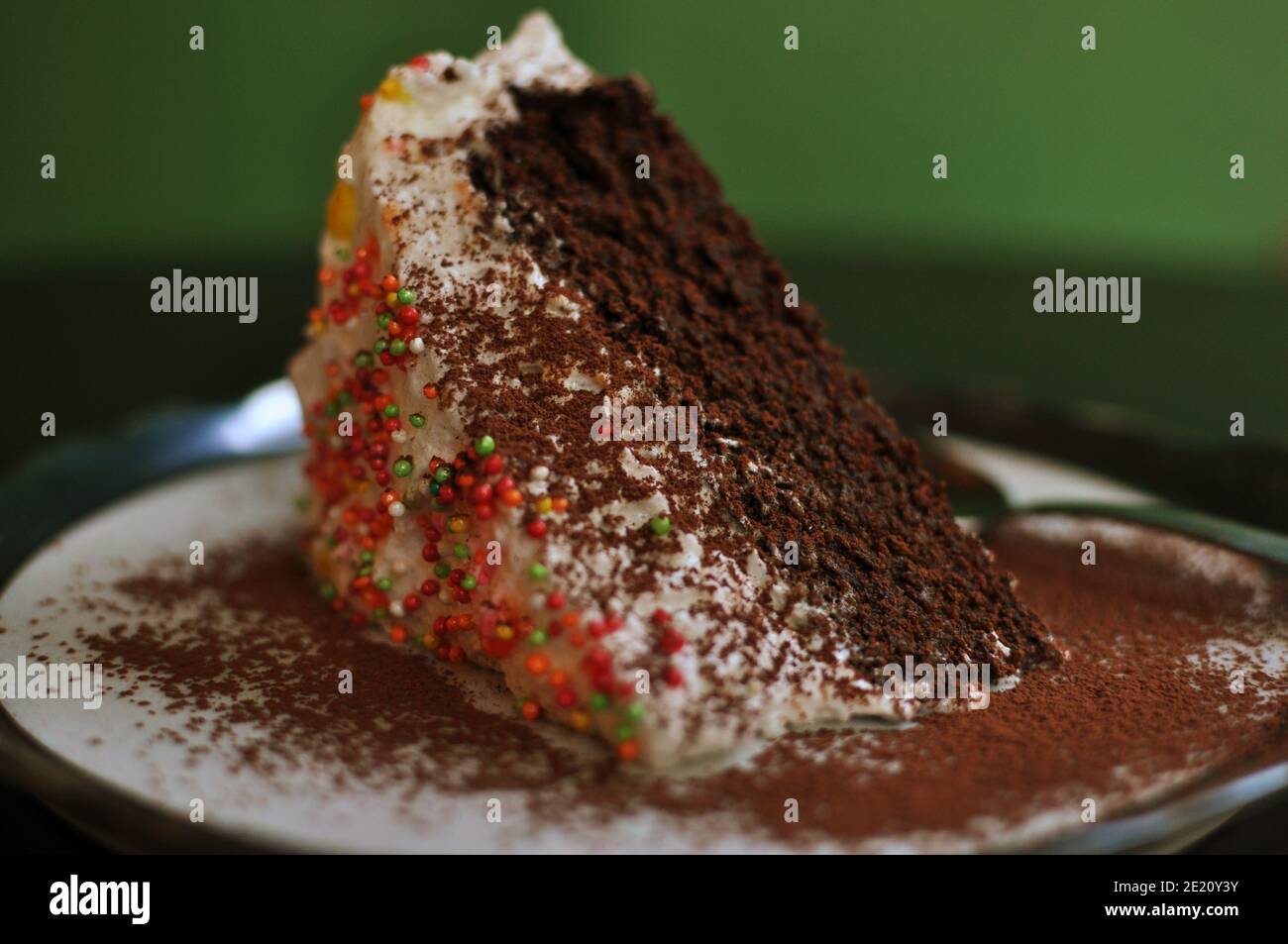 Cream side hi-res stock photography and images - Alamy