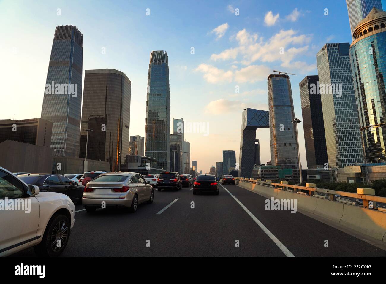 China rush hour cbd hi-res stock photography and images - Alamy