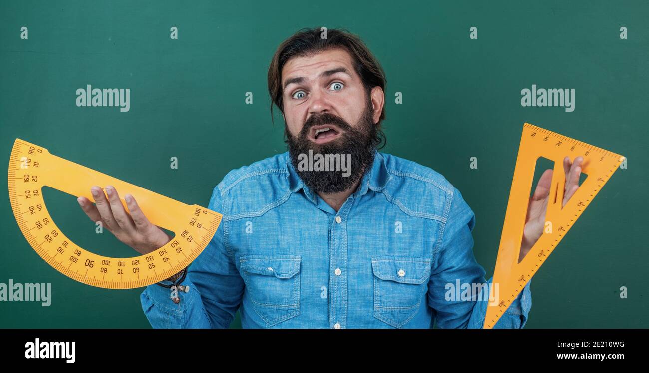 man confused with size measured on protractor and triangle ruler math ...