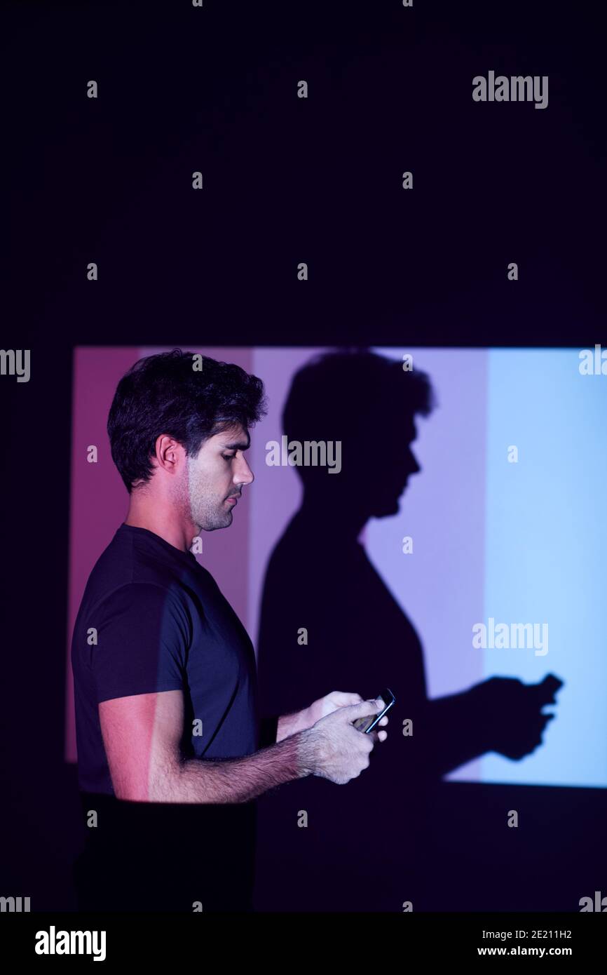 Dark shadow mobile phone hi-res stock photography and images - Alamy