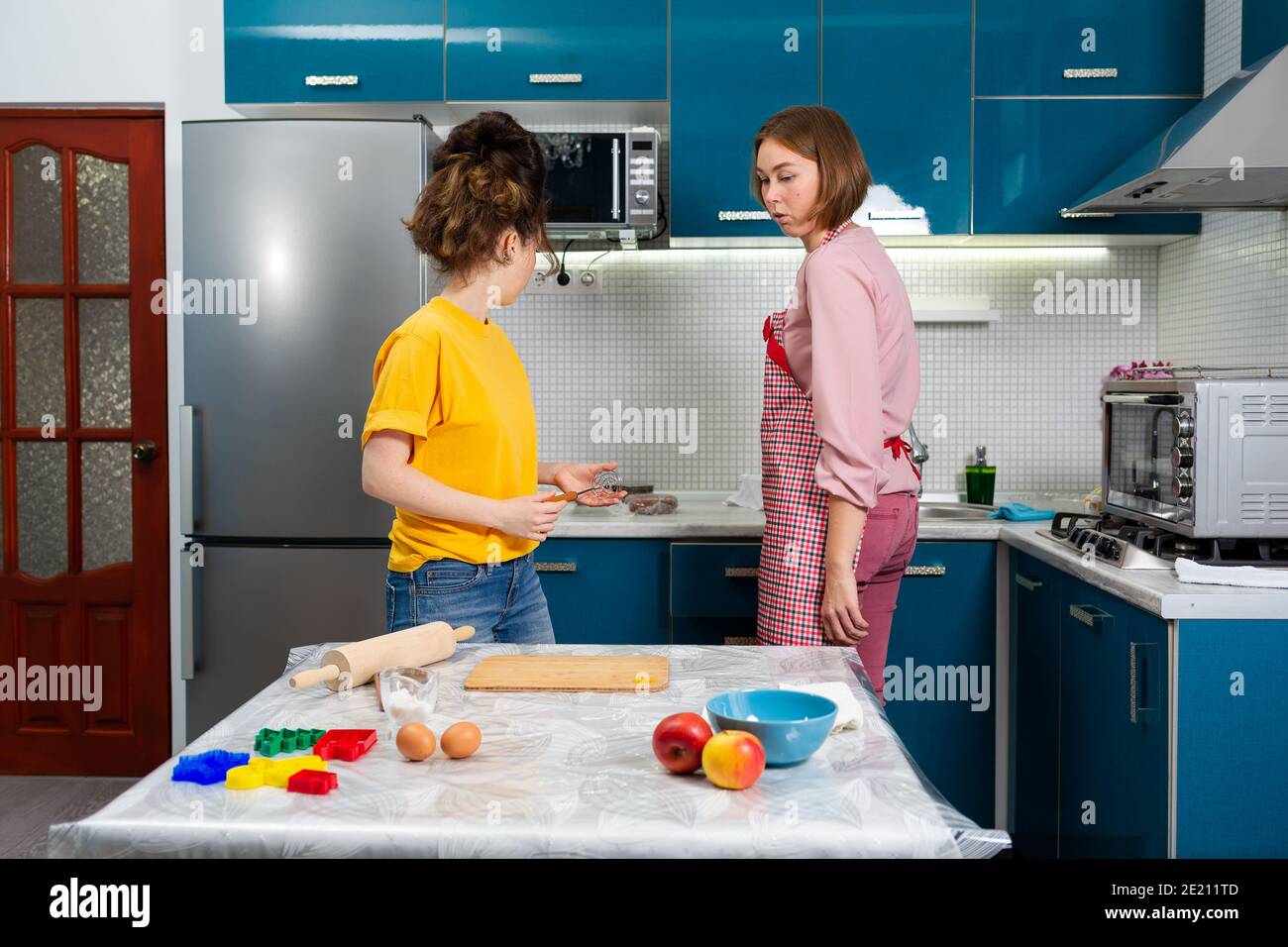 Lgbt couples hi-res stock photography and images - Alamy