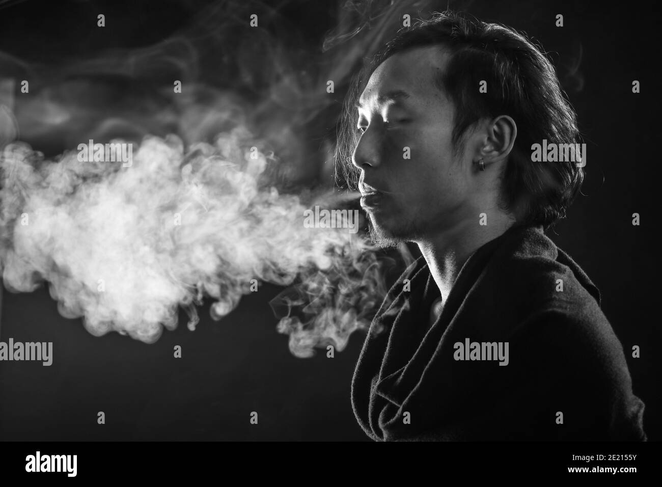 Handsome man side face beautiful Black and White Stock Photos & Images ...