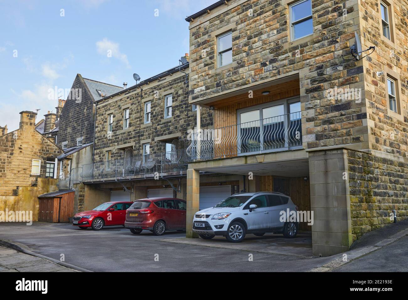 Converted flats high street hi-res stock photography and images - Alamy