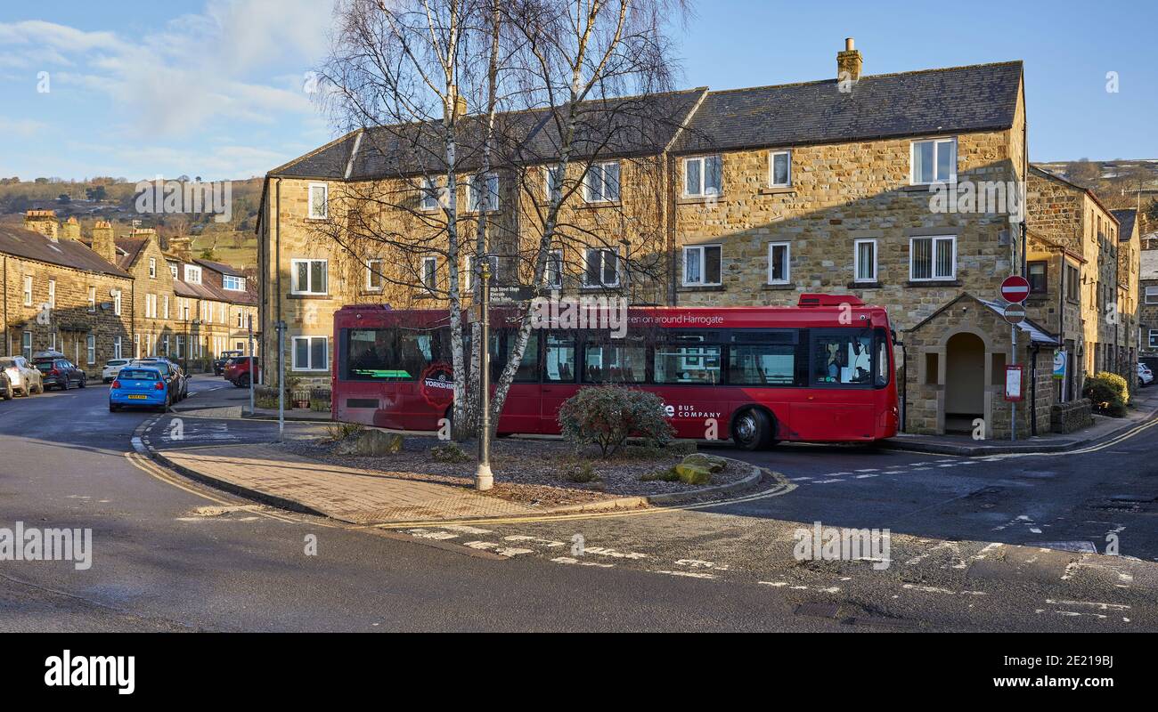 Pateley bridge bus hi-res stock photography and images - Alamy