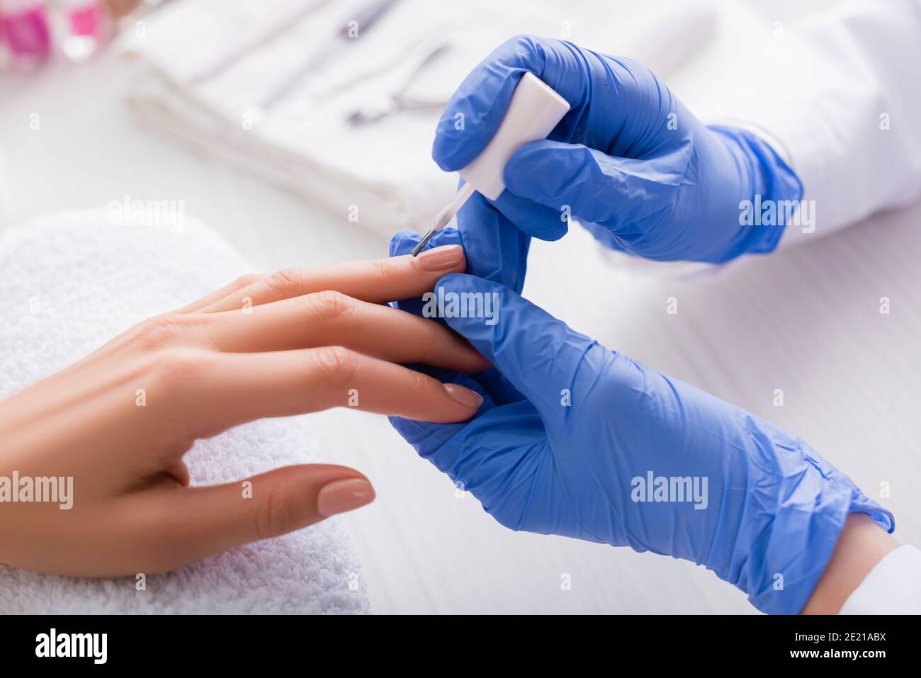 Applying enamel hi-res stock photography and images - Alamy