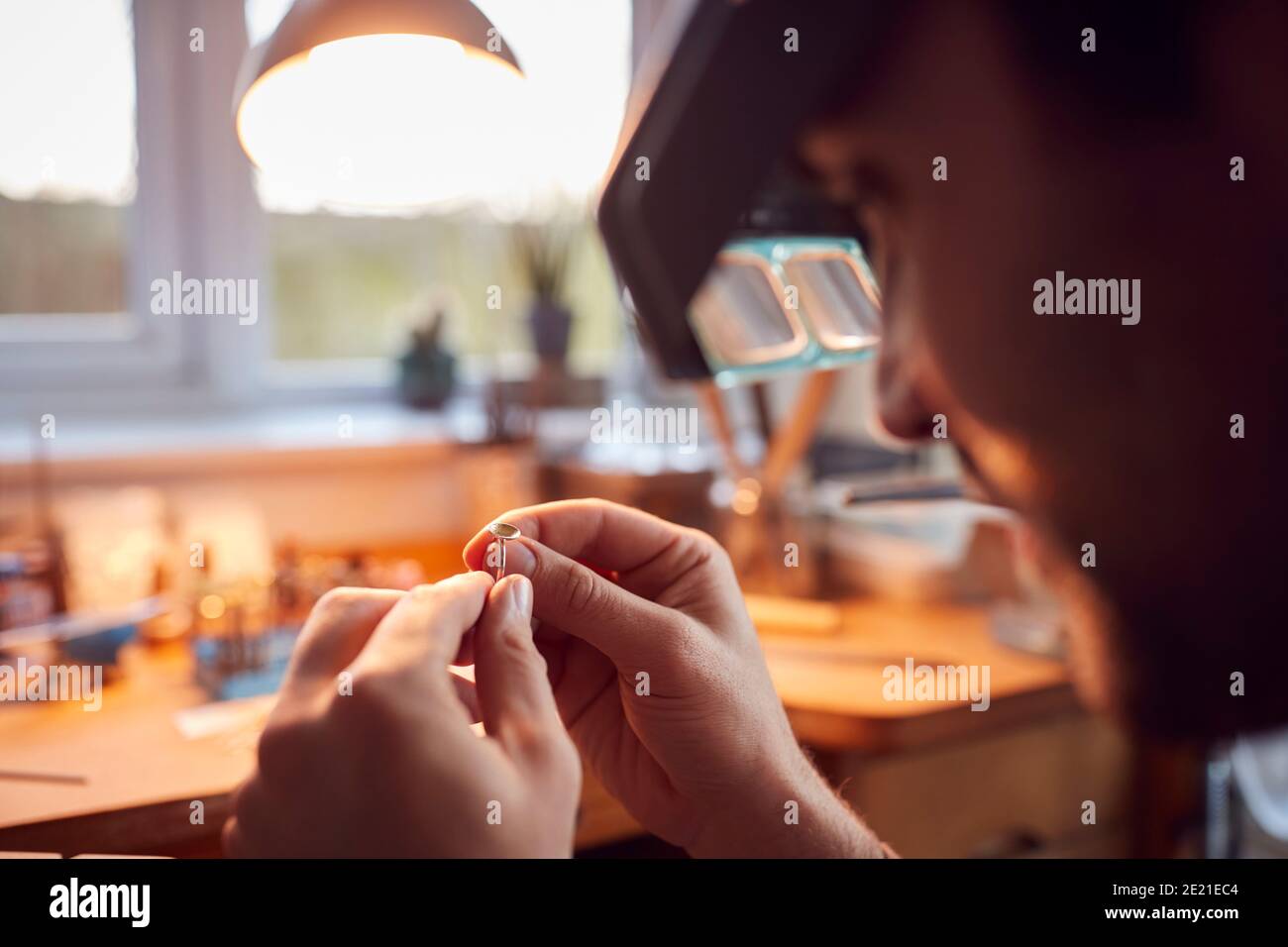 Magnifiers hi-res stock photography and images - Alamy