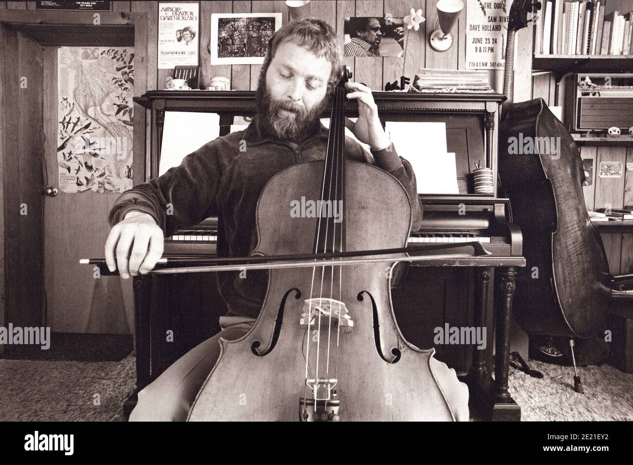 Jazz Bassist Composer High Resolution Stock Photography and Images - Alamy