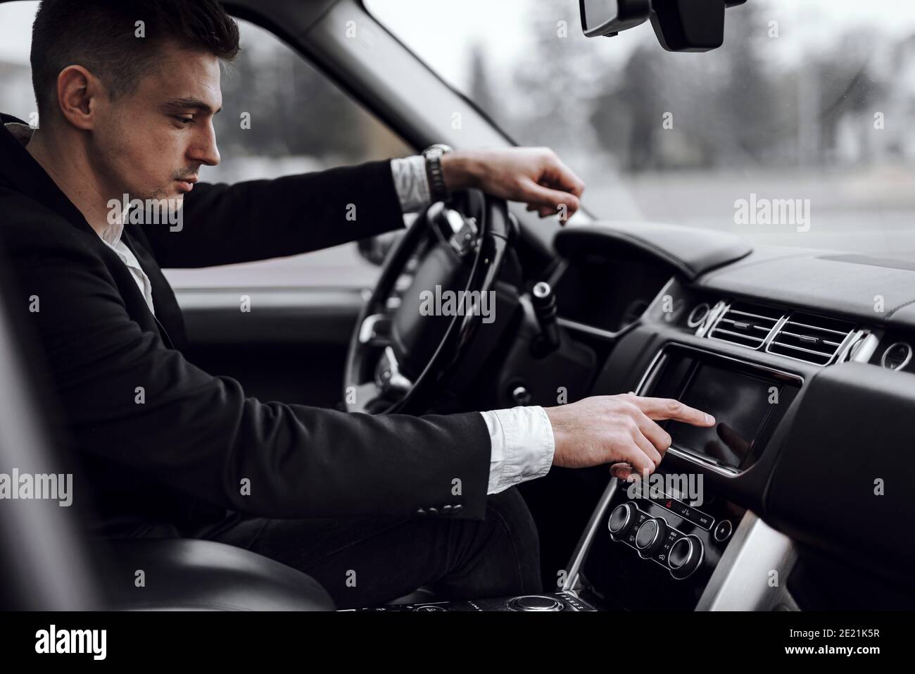 Luxury business driving hi-res stock photography and images - Alamy