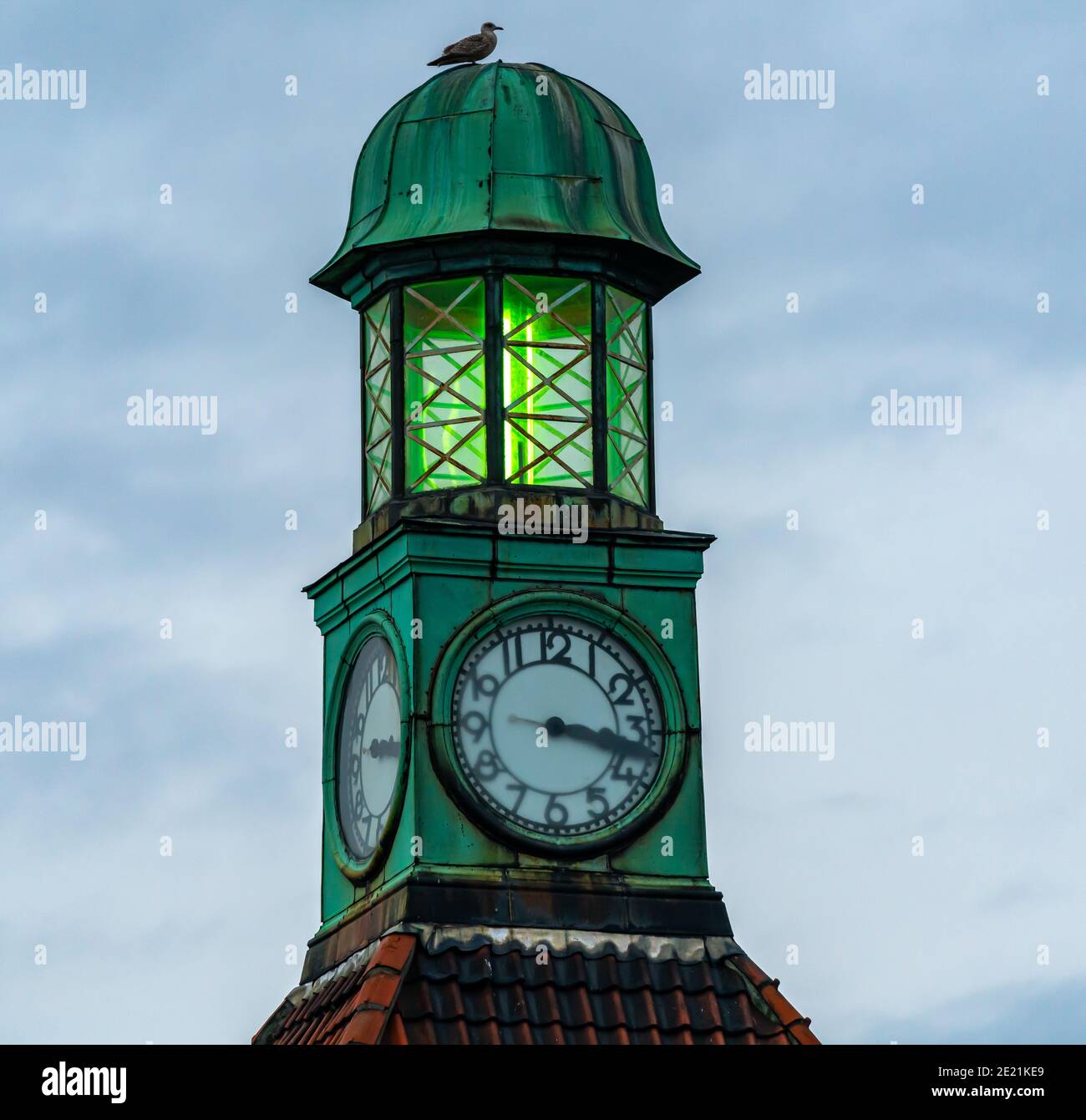 Lantern clock tower hi-res stock photography and images - Alamy