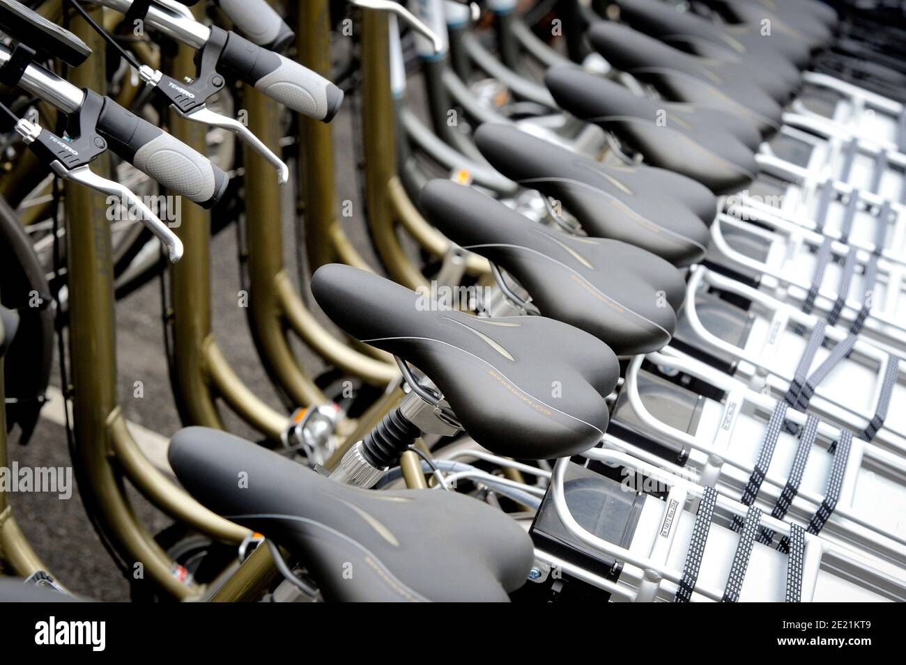 Inventive technology hi-res stock photography and images - Alamy