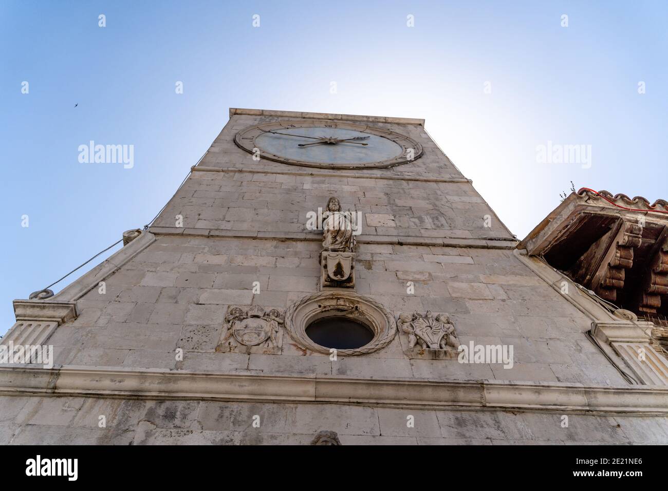 Split pyramid hi-res stock photography and images - Alamy