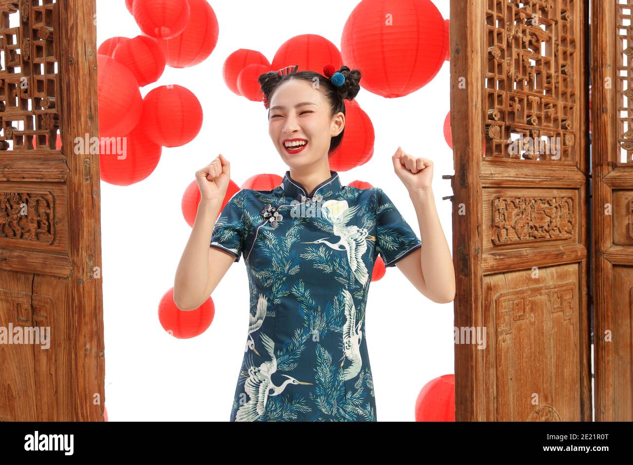 Standing in front of the Chinese style happy woman Stock Photo - Alamy