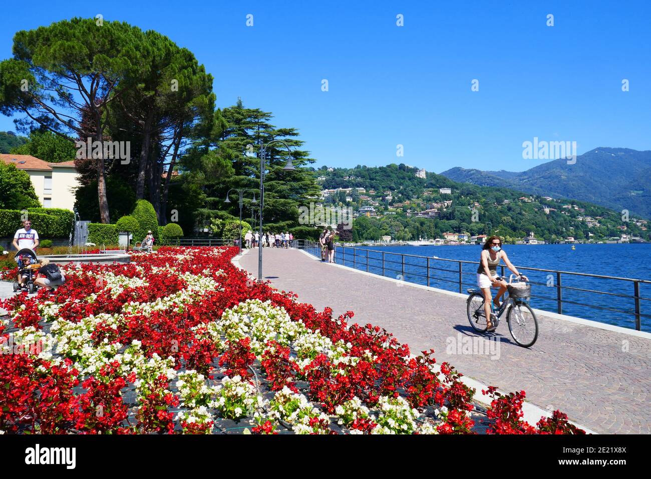 Lago di olmo hi-res stock photography and images - Alamy
