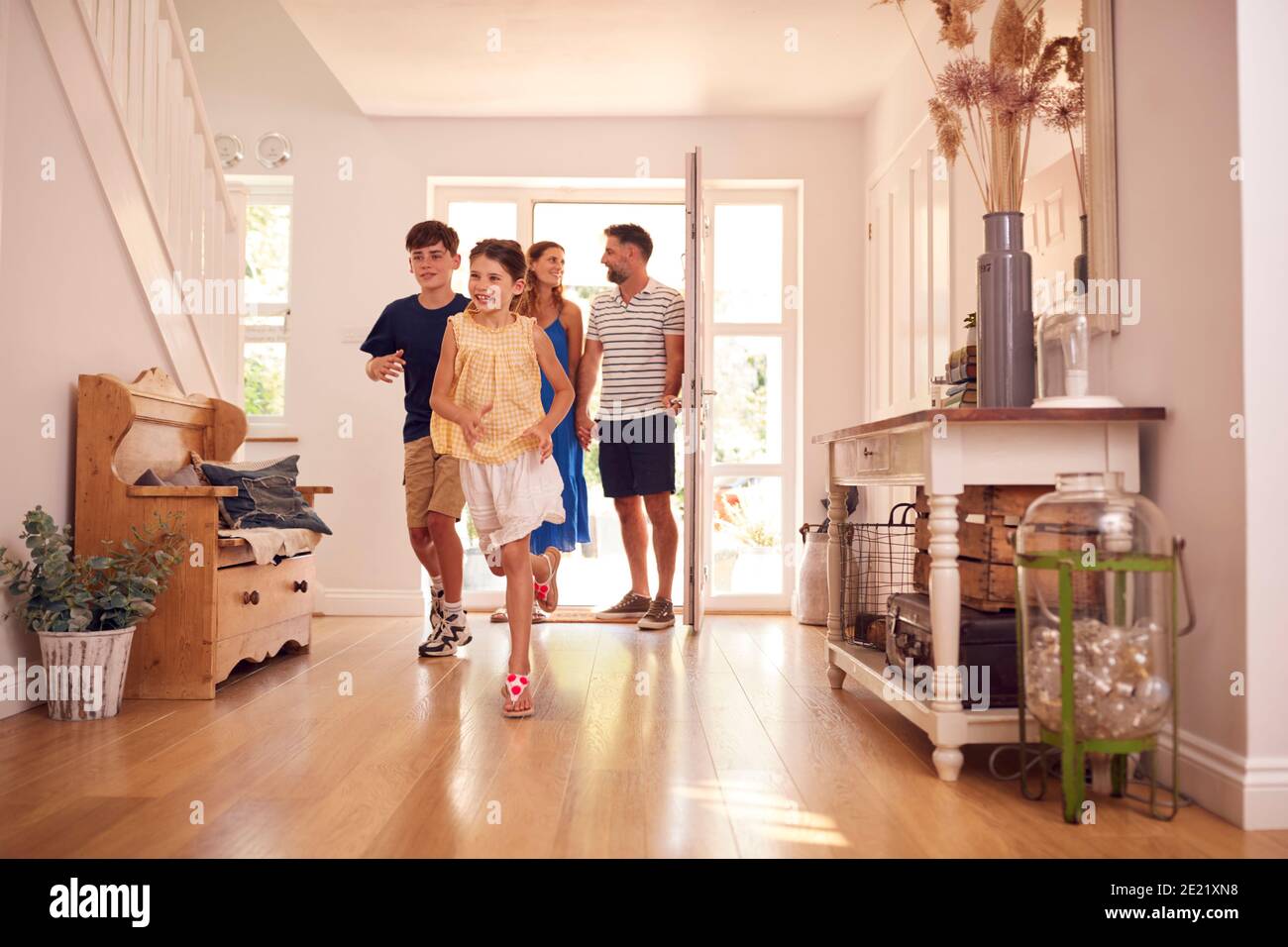Children running around hi-res stock photography and images - Alamy