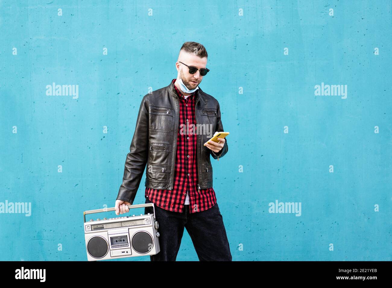 Person listening boombox hi-res stock photography and images - Alamy