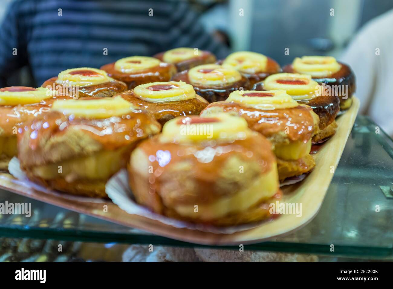Moroccan pastries hi-res stock photography and images - Alamy
