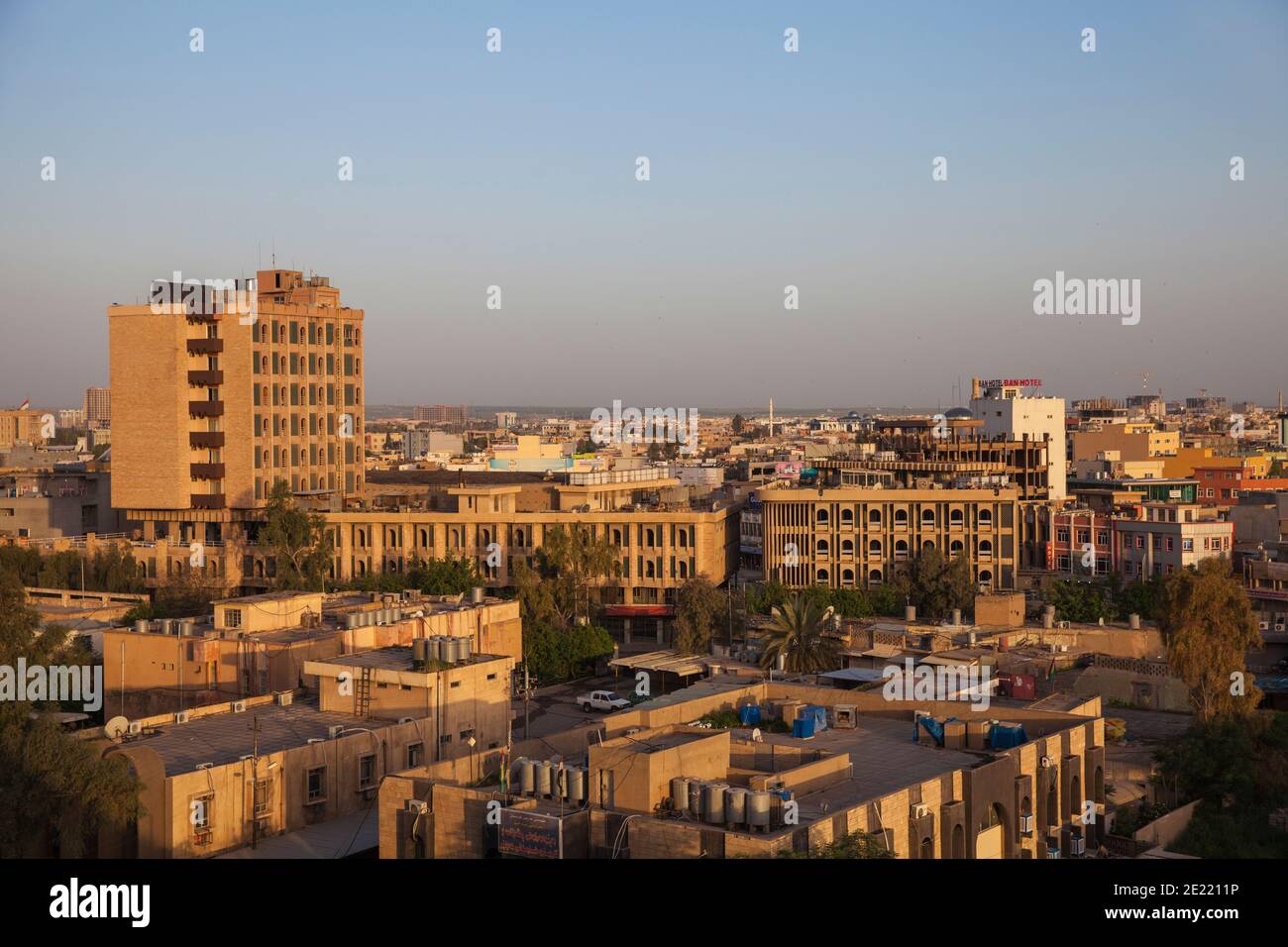 Iraq, Kurdistan, Erbil, Elavated View of Erbil Stock Photo - Alamy