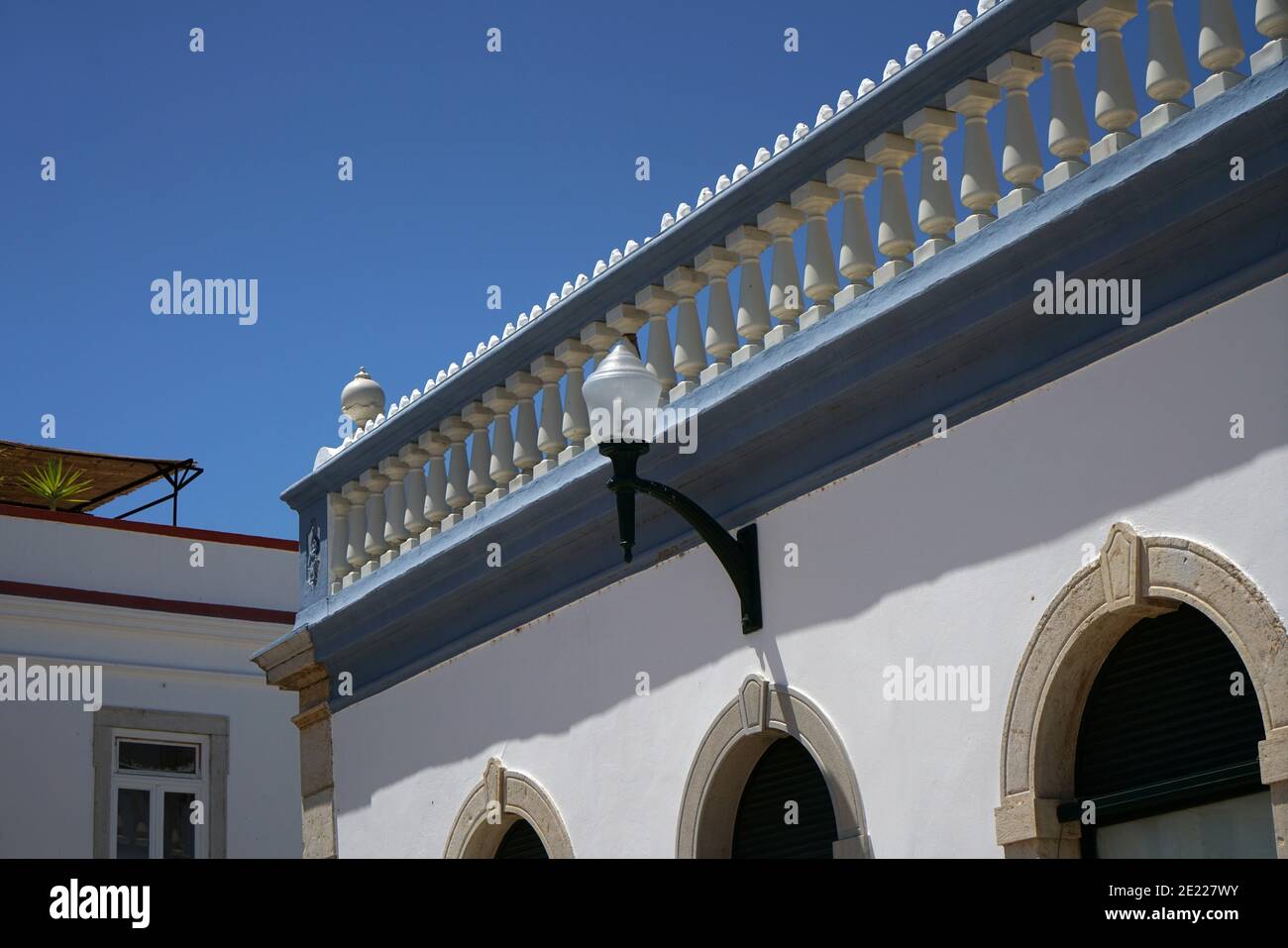 Old architectural building roof with small columns Stock Photo - Alamy