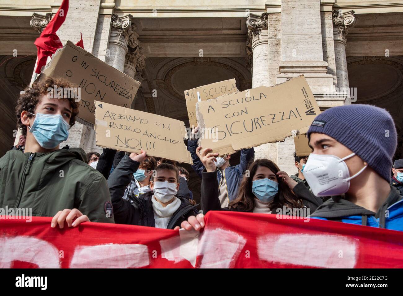 Rome, 11/01/2021. Today, hundreds of Rome’s high school students held a ...