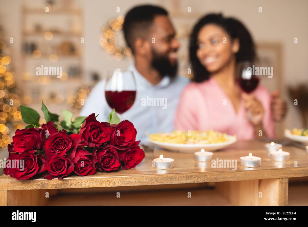 Couple having dinner on valentines hi-res stock photography and images ...