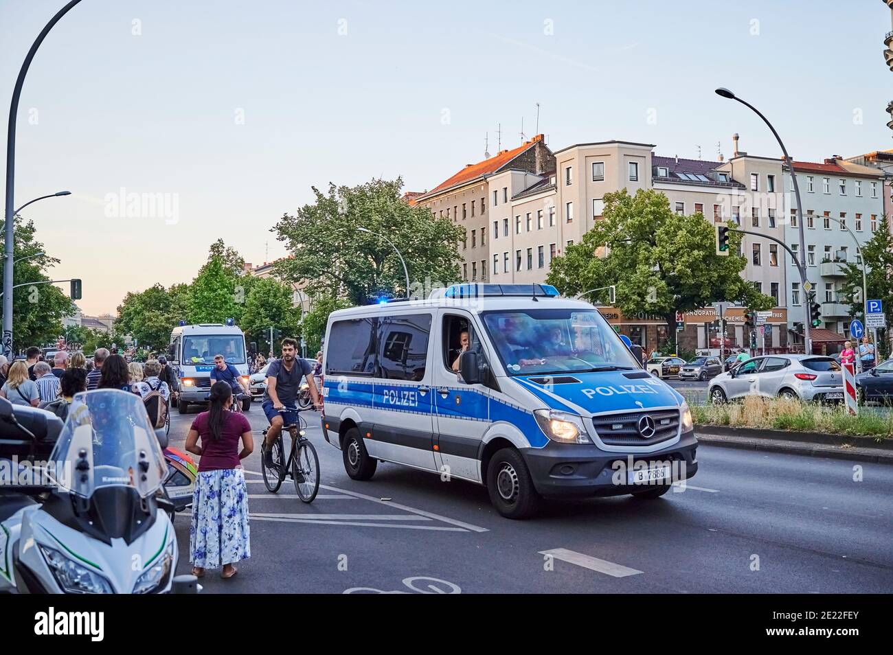 Polizei police car berlin german hi-res stock photography and images ...