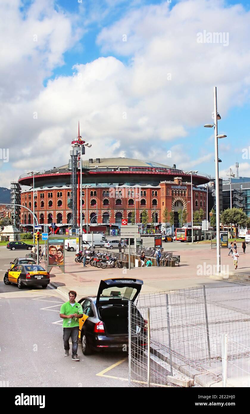 Statues arena of barcelona hi-res stock photography and images - Alamy