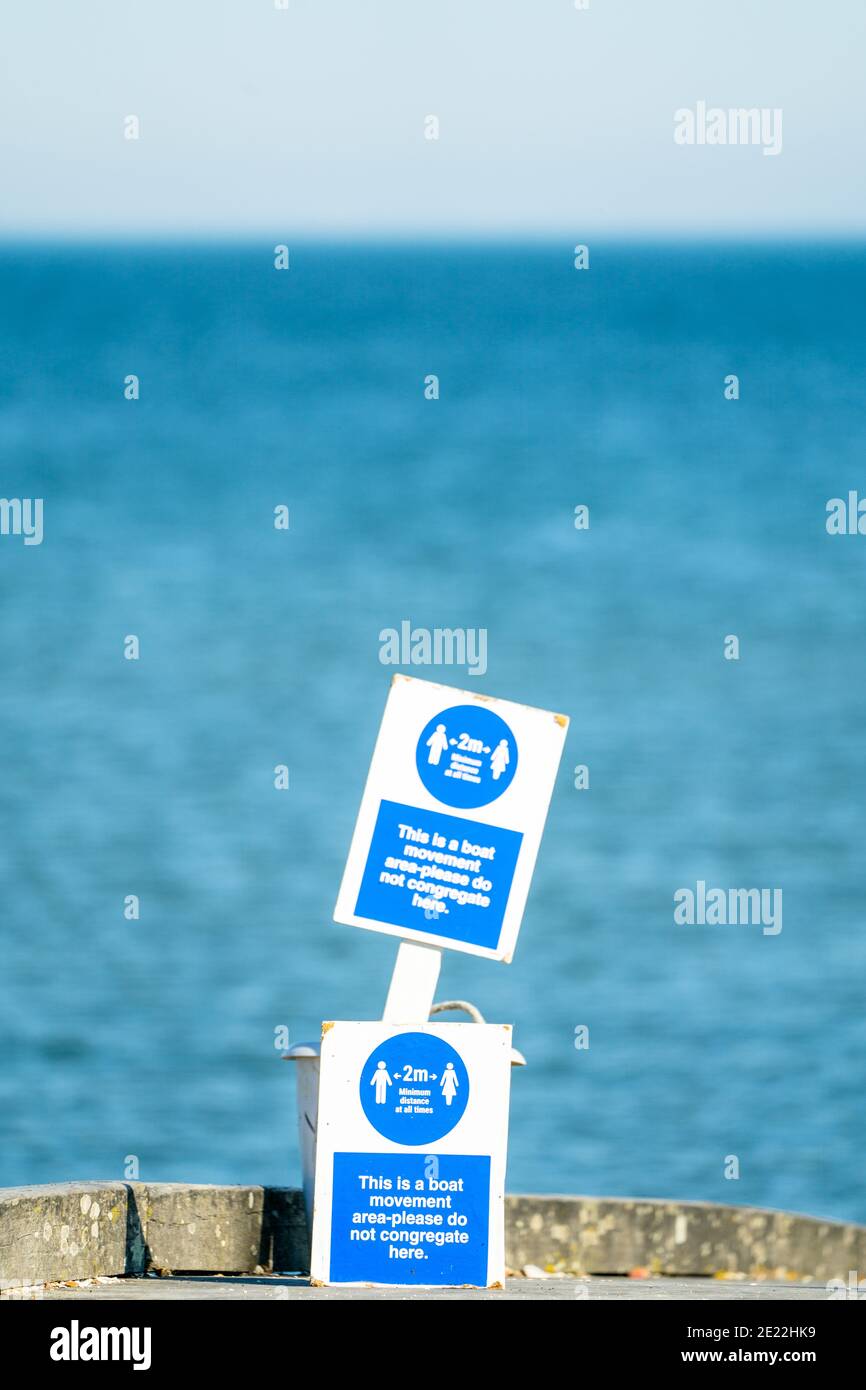 Congregate hi-res stock photography and images - Alamy
